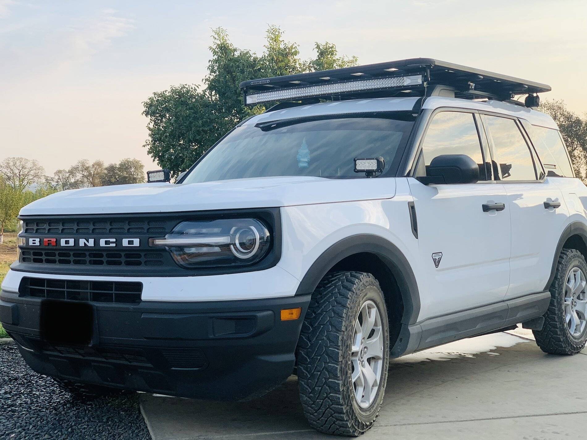My wife’s car only .... oversized Rhino Rack added | 2021+ Ford Bronco ...