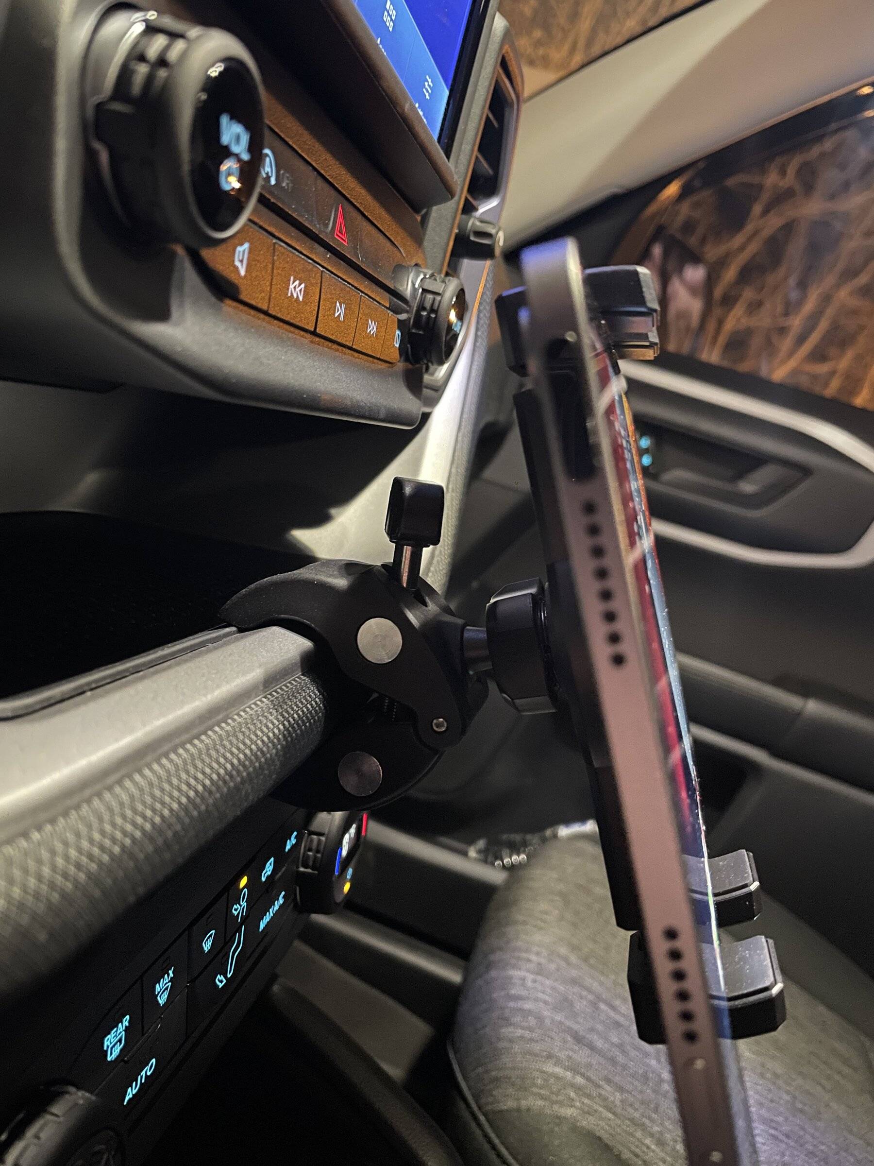 Solid Versatile Phone & Tablet Holder | 2021+ Ford Bronco Sport Forum ...