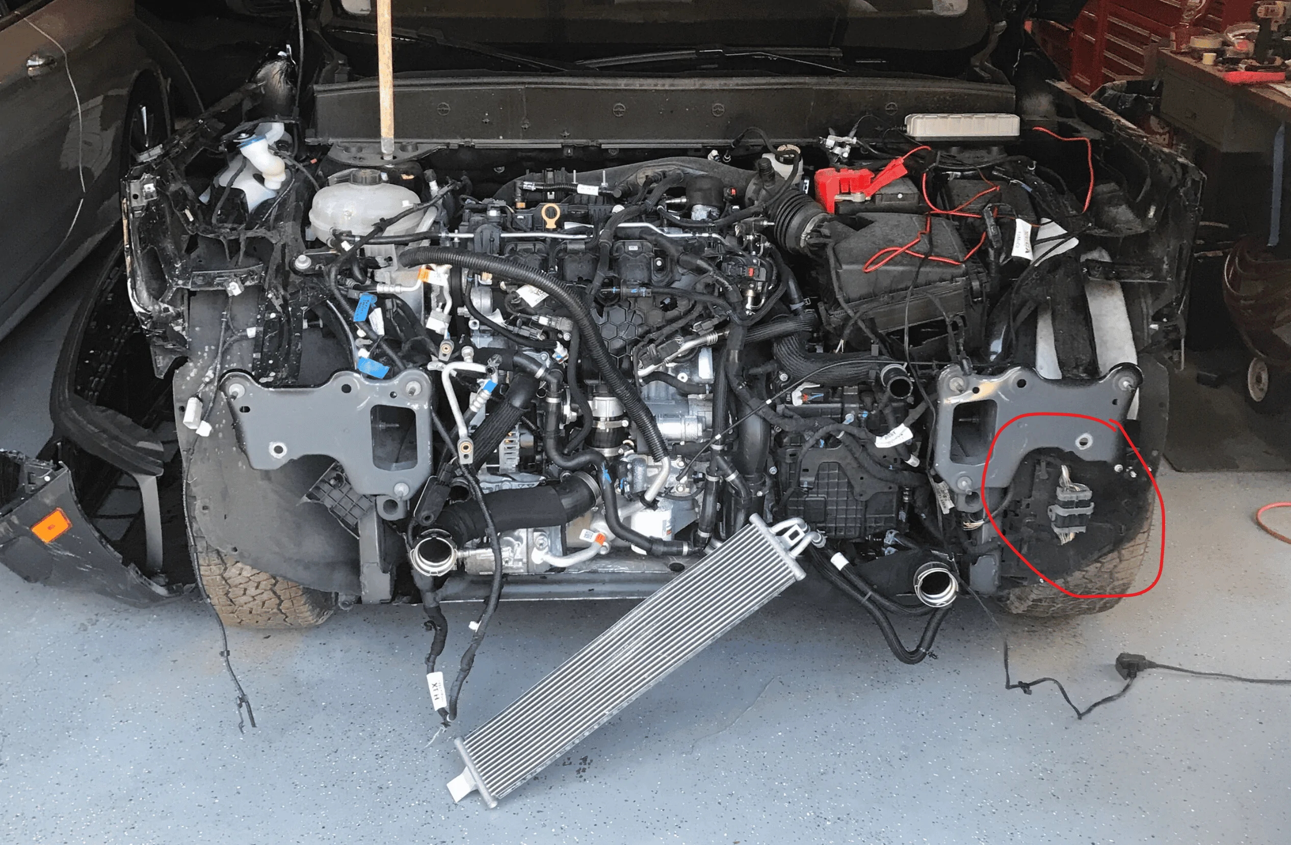 Badlands revealing pictures from front with no bumper cover or radiator ...