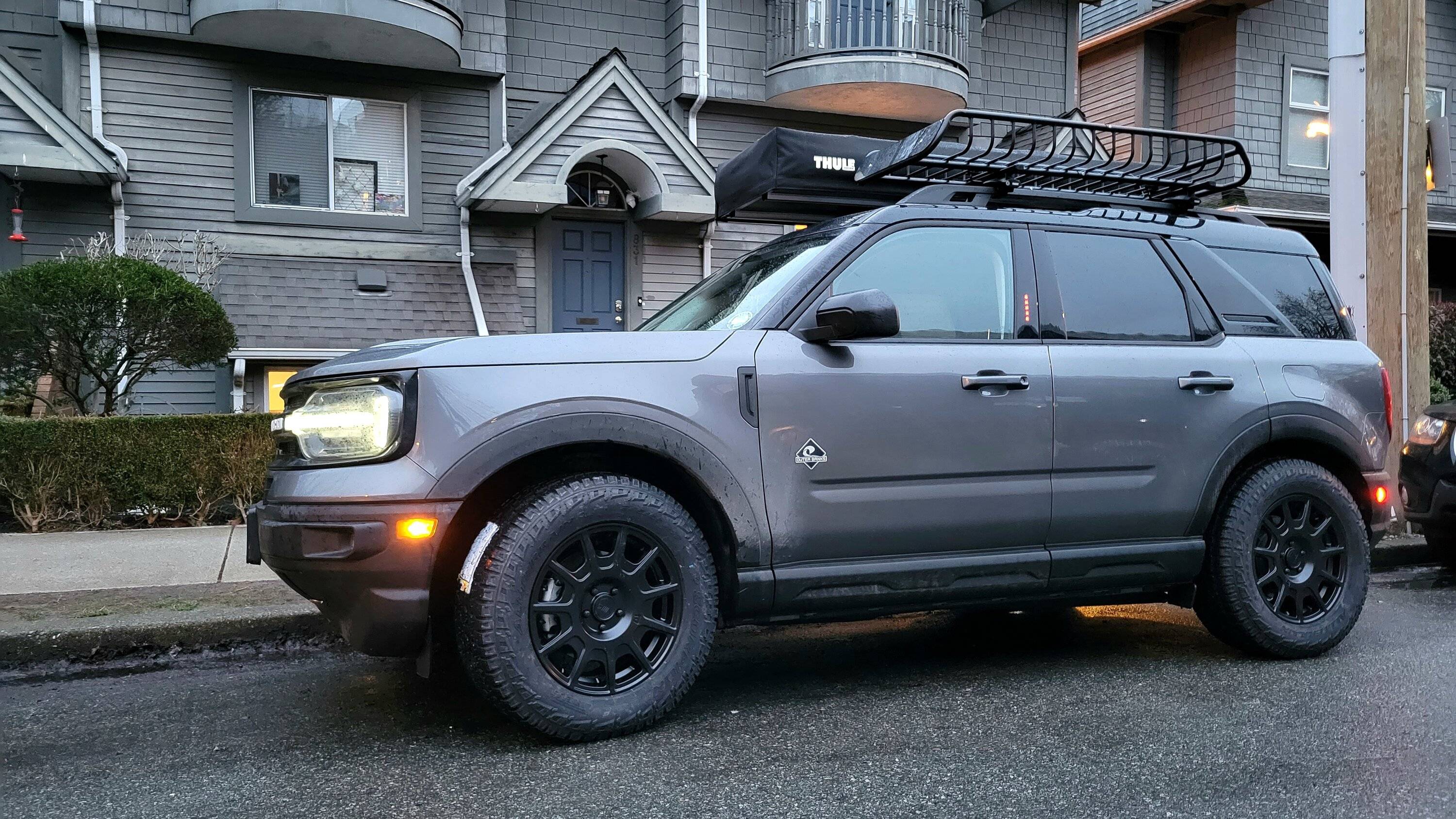 Rooftop Tents/Tailgate Syle tents | 2021+ Ford Bronco Sport Forum ...