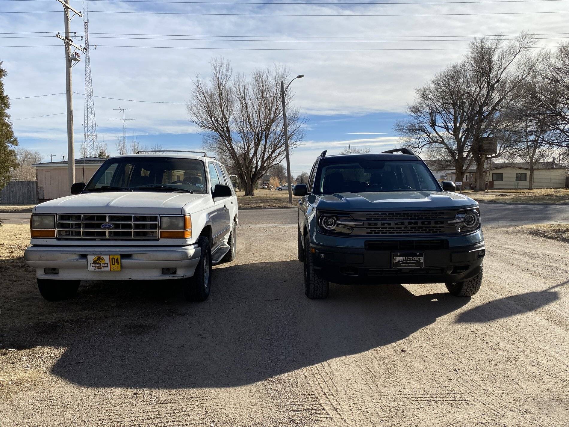 Comparison to 1st Gen Explorer | 2021+ Ford Bronco Sport Forum ...