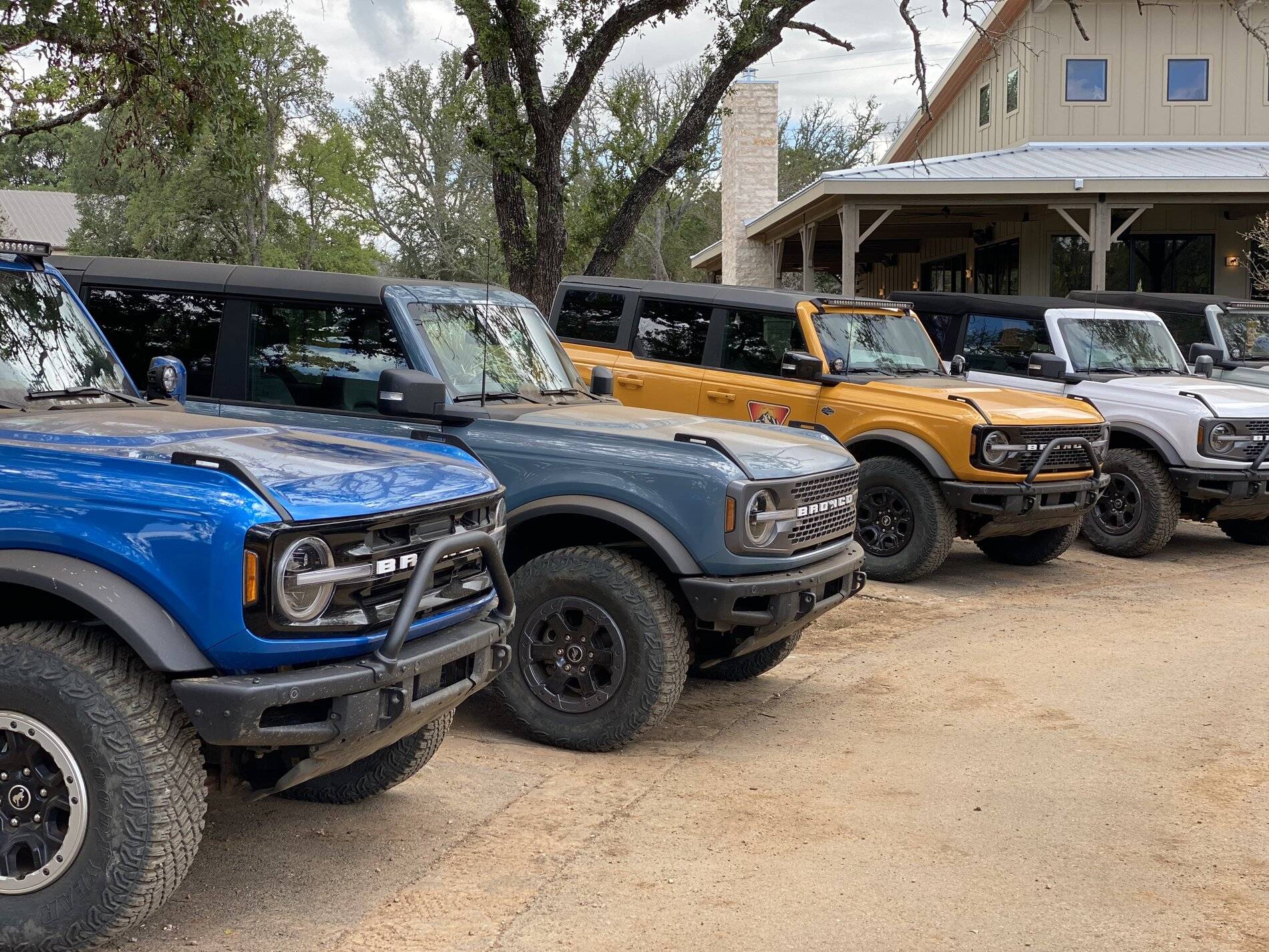 Having possible regrets ordering Area51 color the more I look at ...