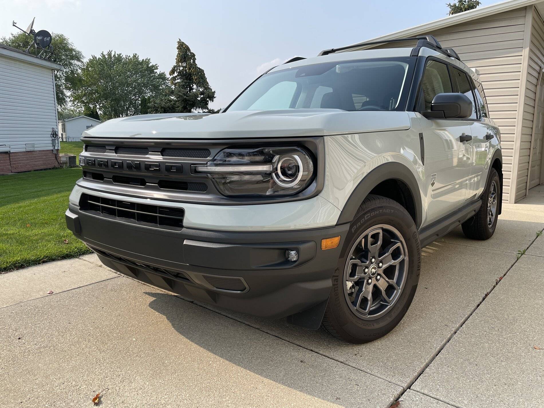 White Bronco Sport Lettering on Tailgate | 2021+ Ford Bronco Sport ...