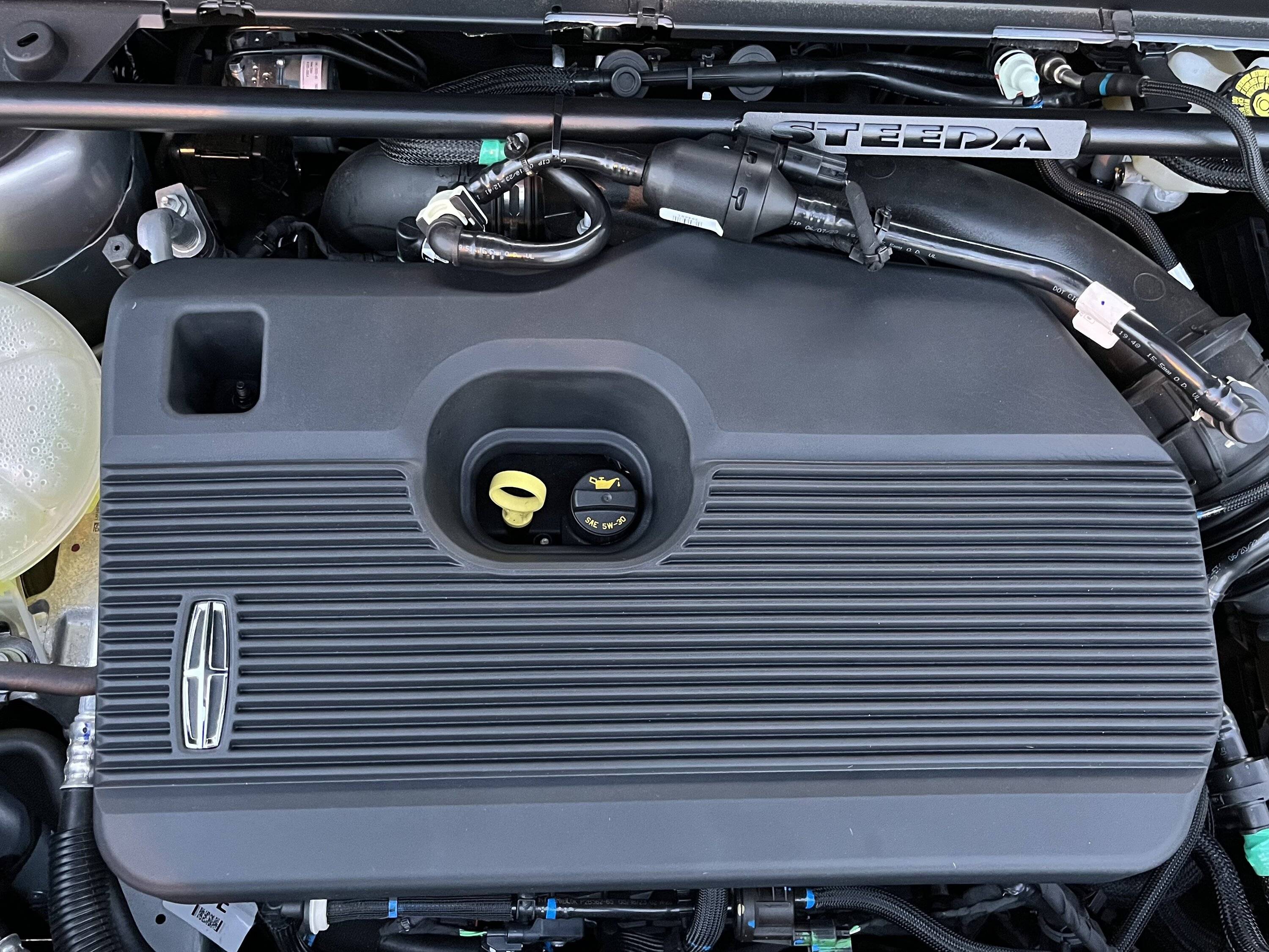 Sneak peek at a prototype engine cover for the 2.0L (Badlands, etc ...