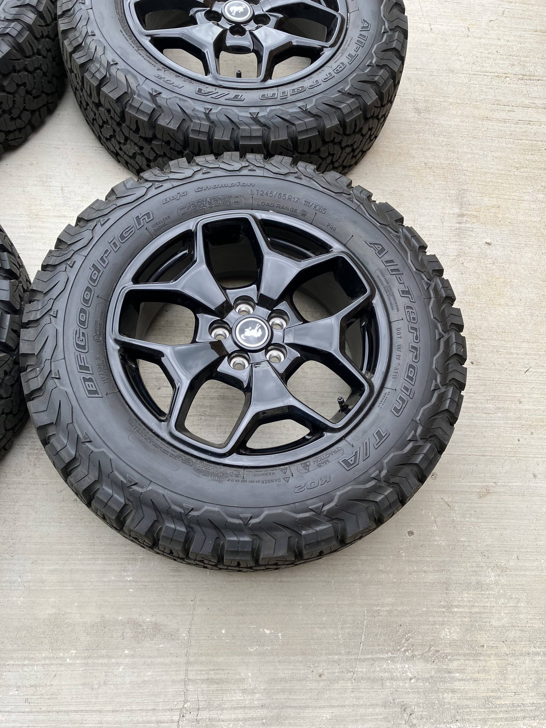 Texas - Ford Bronco sport first edition black wheels with bfg k02 245 ...