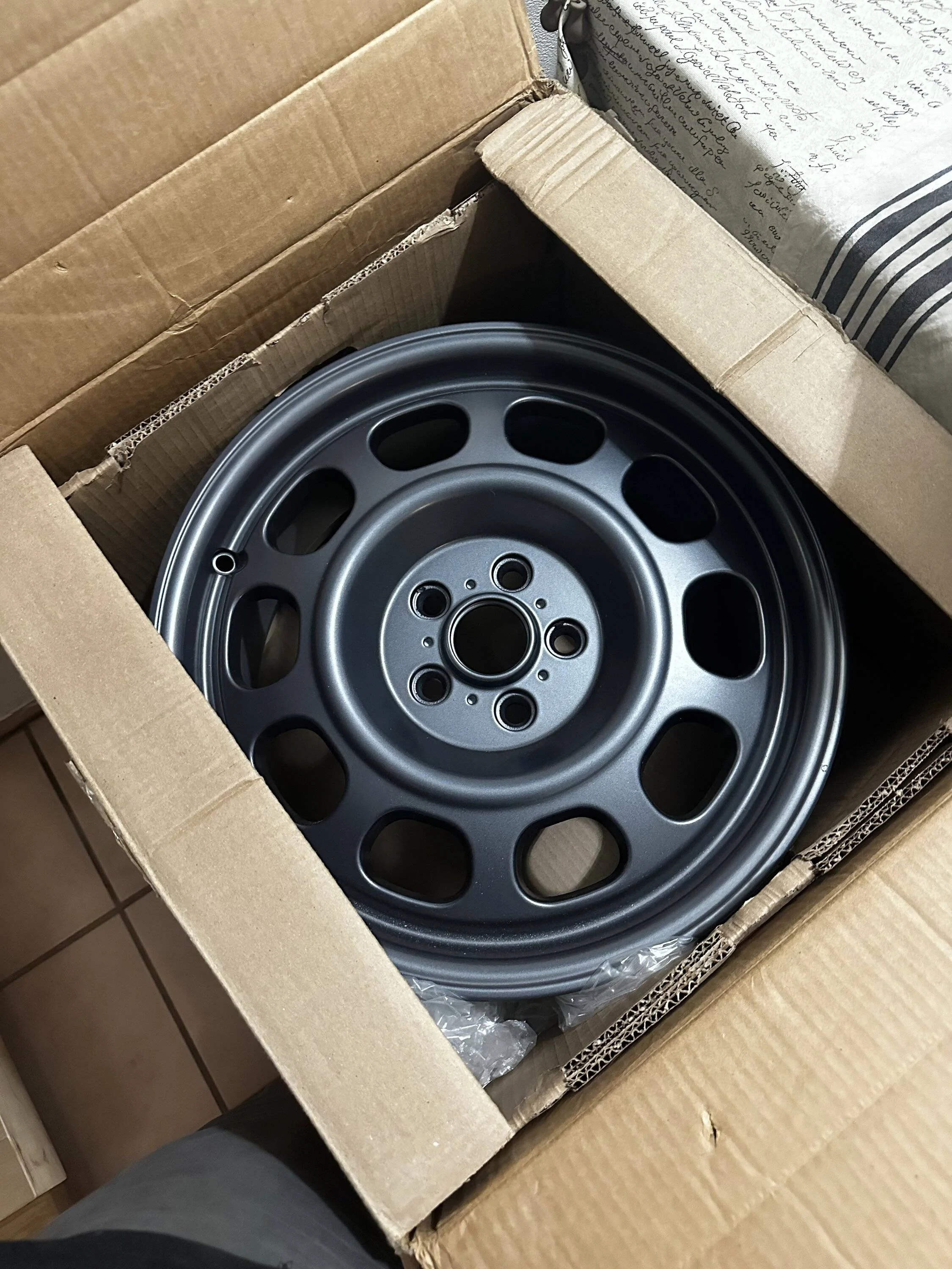 Arizona - 1 Bronco Sport "Steelie" alloy wheel | 2021+ Ford Bronco ...