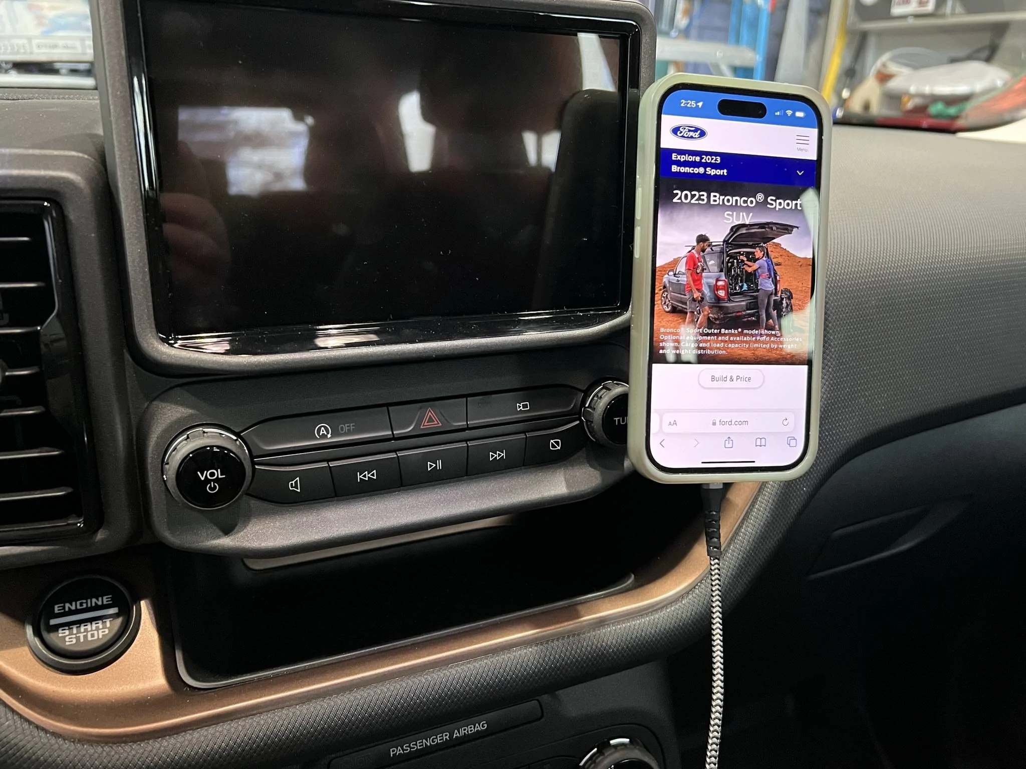 Integrated Pivot Ball Phone Mount | 2021+ Ford Bronco Sport Forum ...