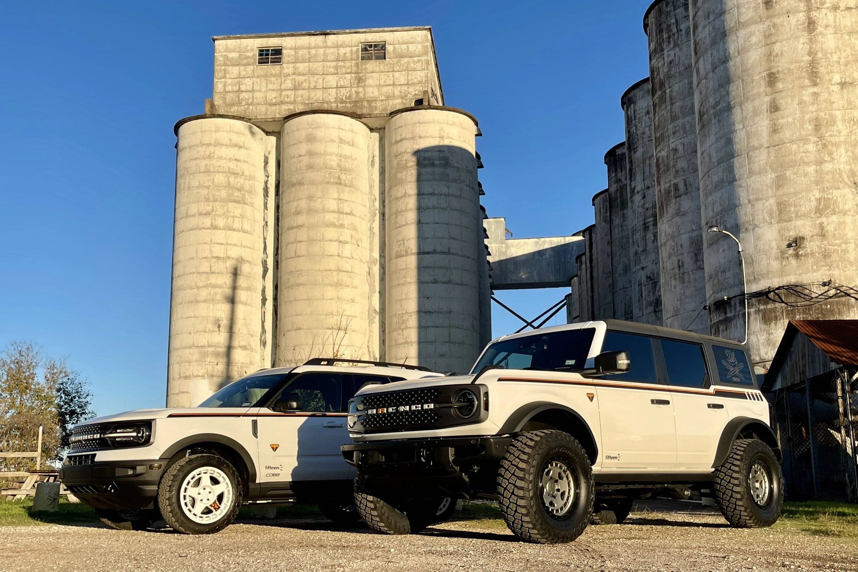 Underground Graphics Bronco Duo photoshoot! | 2021+ Ford Bronco Sport ...