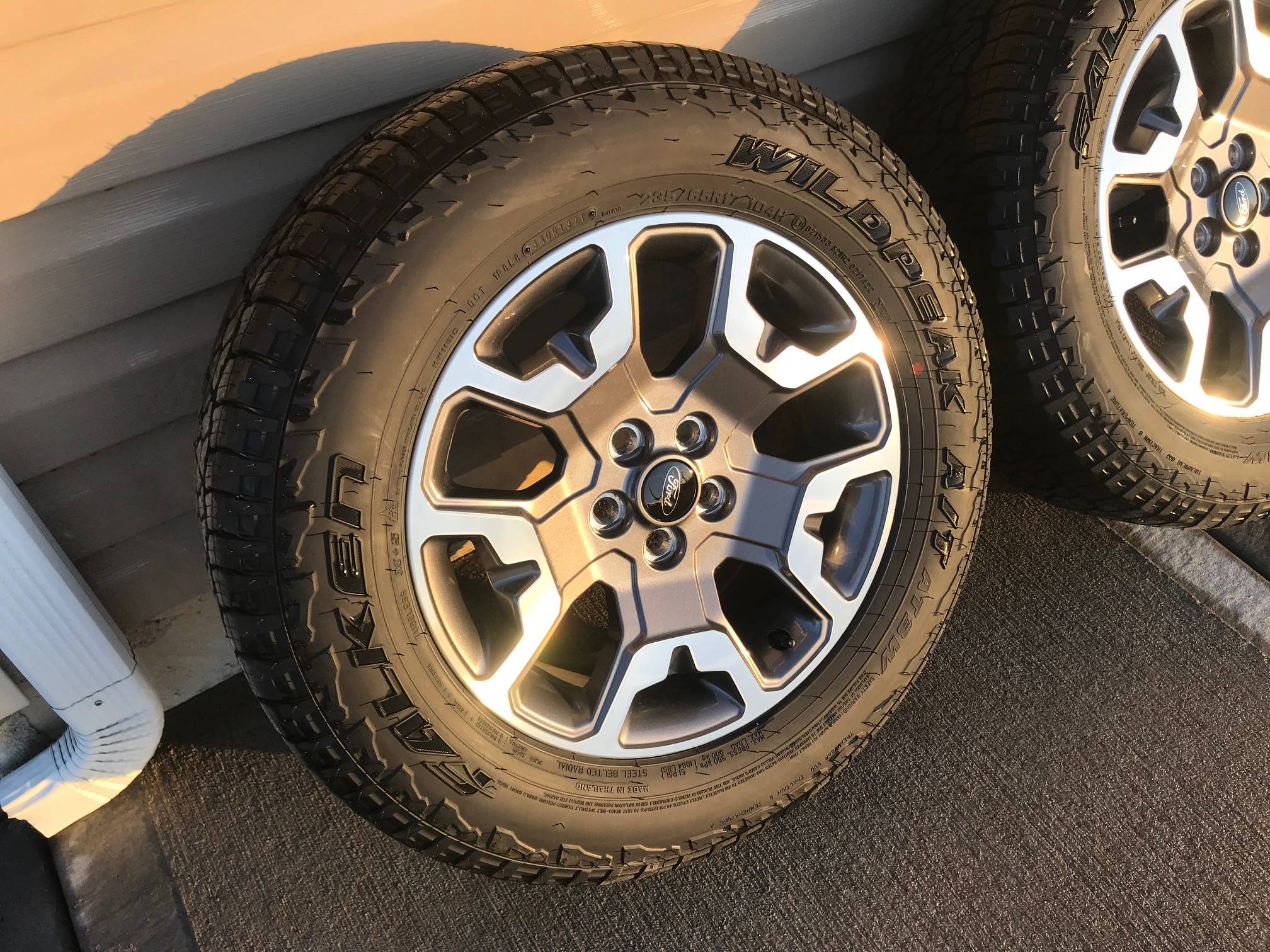 Kansas - SOLD - OEM 17" Maverick Alloy wheels w/ 235/65 Falken Wildpeak ...