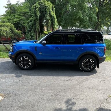 Photo Dump - Atlas Blue vs. Velocity Blue | 2021+ Ford Bronco Sport ...