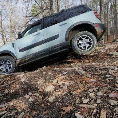 Flatout GR40 coilovers install on badlands? | 2021+ Ford Bronco Sport ...